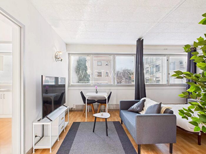 Appartement à vendre - Saint-Raphaël, Centre-ville - 1 pièce