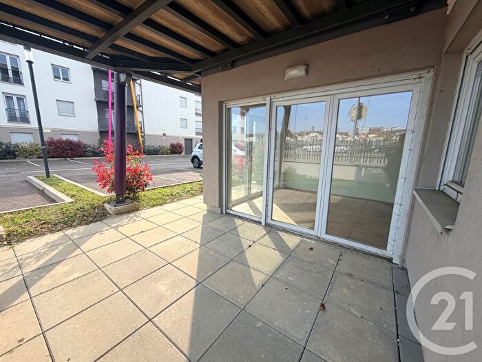 Appartement à louer - Auxerre, Saint-Gervais, Brazza - 3 pièces - 2 chambres