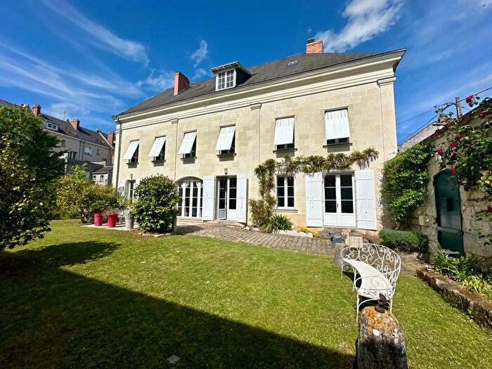Maison à vendre - Saumur, Entre les Ponts - 8 pièces - 5 chambres