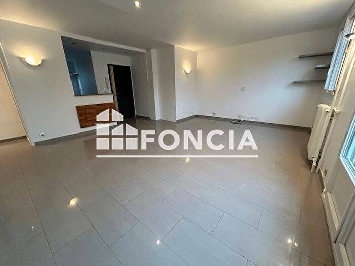 Appartement à louer - Coteaux-Plateau, Champigny-sur-Marne - 3 pièces - 2 chambres