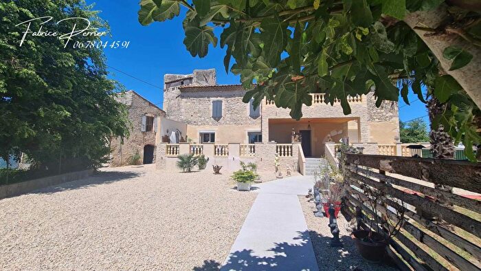 Maison à vendre - Montélimar - 10 pièces - 6 chambres