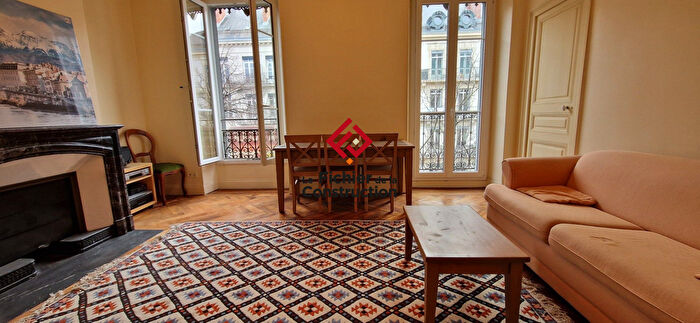 Appartement 3 pièces à Grenoble, Centre-ville, à louer