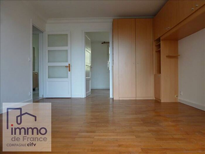 Appartement 3 pièces à louer à Grenoble, Notre-Dame, Mutualité