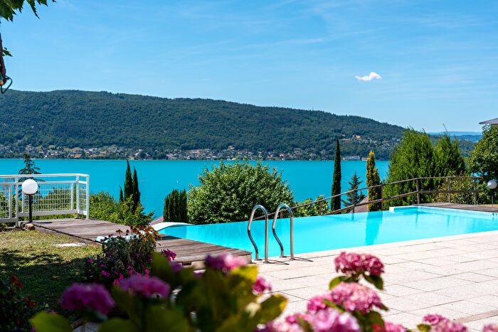 Maison 7 pièces à vendre à Veyrier-du-Lac