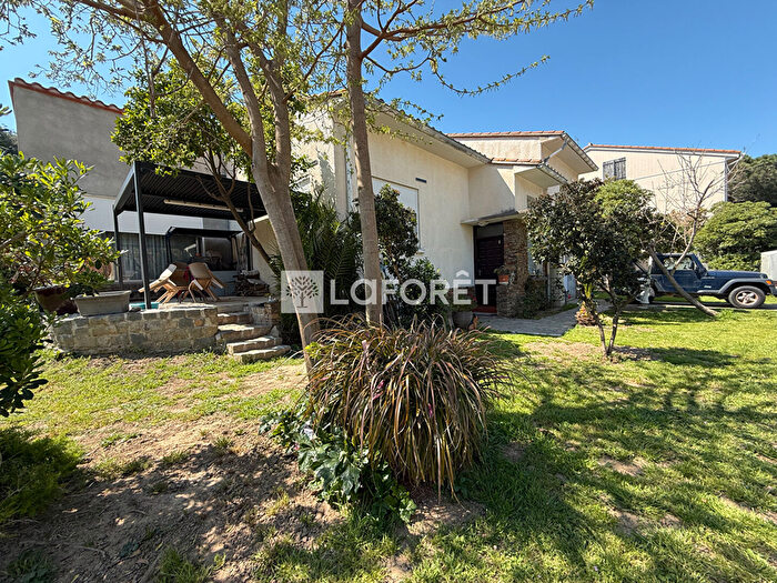 Maison à vendre - Elne - 5 pièces - 4 chambres