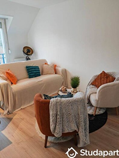 Appartement 1 pièce à louer à Centre Essonnes-Robinson, Corbeil-Essonnes