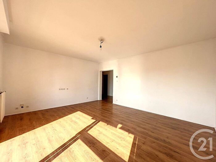 Appartement à louer - Ajaccio - 5 pièces - 4 chambres