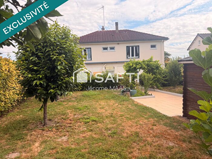 Maison 4 pièces à vendre à Maillot