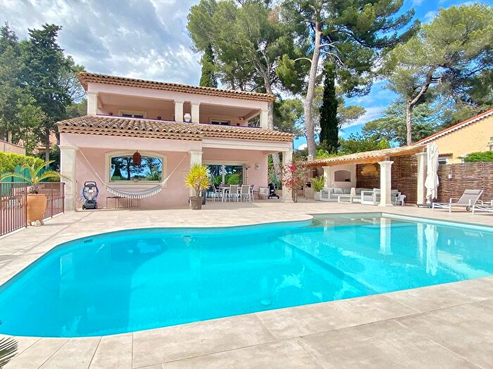 Maison à vendre - Le Cannet, Rocheville, Colombier, Campelières - 5 pièces - 4 chambres