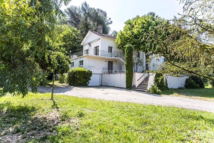 Appartement à louer - Les Camoins, Marseille ème arrondissement - 6 pièces - 4 chambres