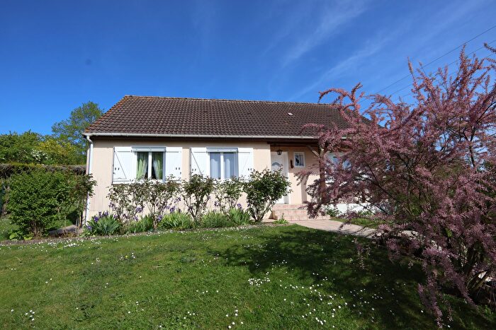 Bray-sur-Seine : Maison 4 pièces à vendre