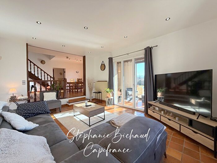 Maison à vendre - Thèze - 4 pièces - 3 chambres