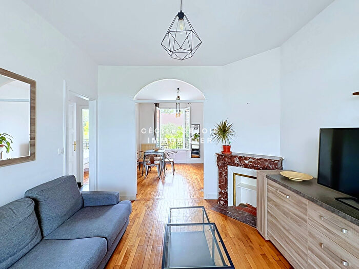 Joinville-le-Pont : Appartement 2 pièces à vendre