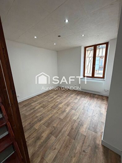 Maison à louer - Vieille Ville, Joigny - 3 pièces - 1 chambre
