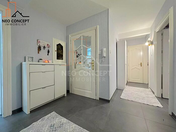 Appartement à vendre - Bischheim, Gare, Mairie, Ecrivains - 5 pièces - 3 chambres