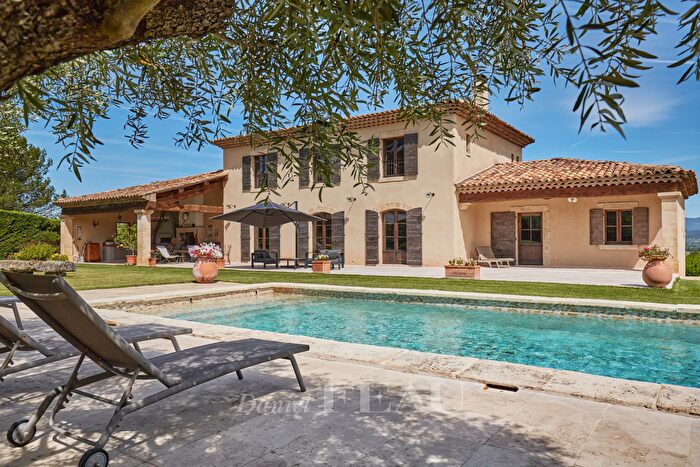 Maison 9 pièces à Aix-en-Provence, à vendre