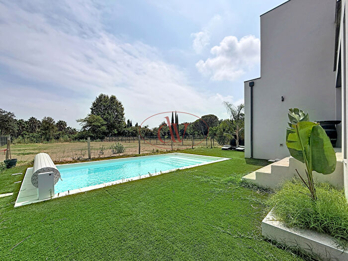 Saint-Cyprien, Village, Zone d'Activité : Maison 5 pièces à vendre