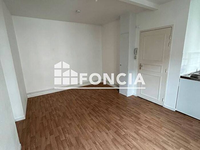 Centre-Halles Carnot, Limoges : Appartement 3 pièces à louer