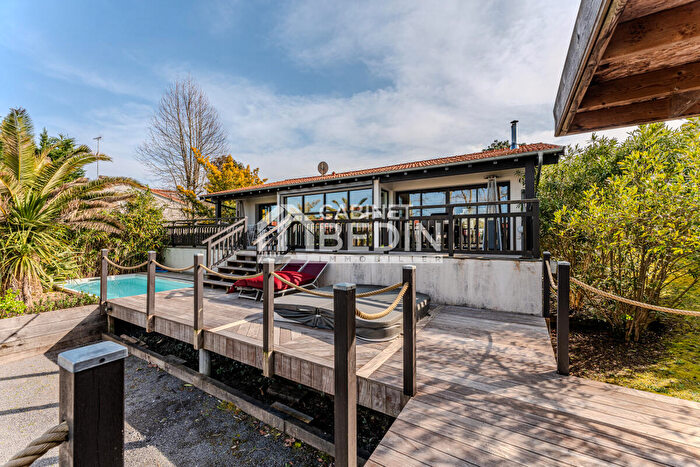 Maison à vendre - La Teste-de-Buch, Les Chênes Verts, Bordes, Clair-Bois, Pinède de Conteau - 5 pièces - 4 chambres