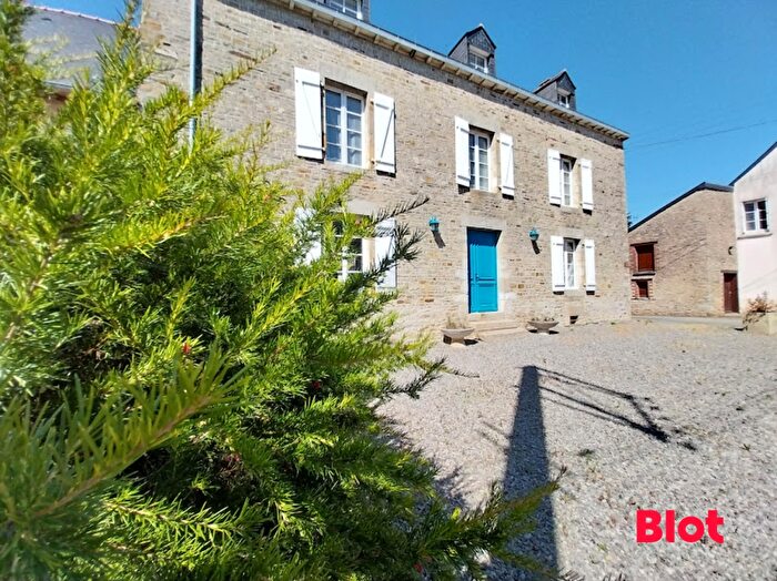 Maison à vendre - Coësmes - 7 pièces - 4 chambres