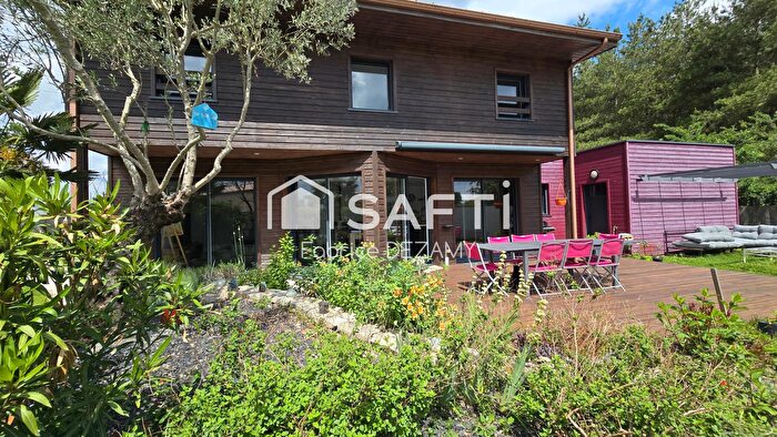 Les Pineaux - Maison 7 pièces à vendre