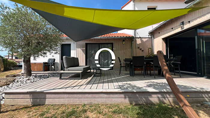 Pornic, Centre-ville, Halles, Bourg aux Moines : Maison 7 pièces à vendre