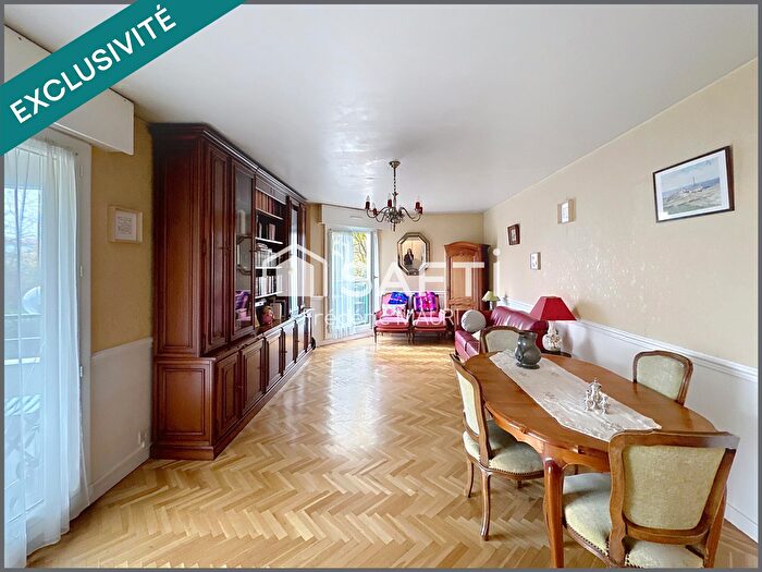 Appartement à vendre - Saint-Cloud, Fouilleuse, Val dOr - 3 pièces - 2 chambres