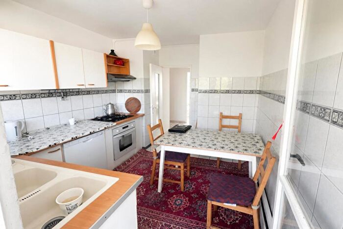 Chenôve, Chenôve : Appartement 3 pièces à vendre