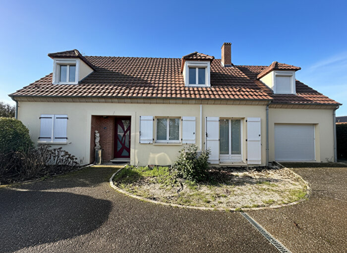 Maison à vendre - Fontenay-le-Vicomte - 6 pièces - 4 chambres