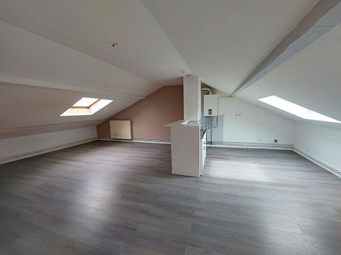 Neufchef : Appartement 4 pièces à louer