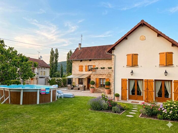 Maison 7 pièces à vendre à Hières-sur-Amby