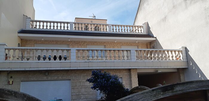 Appartement à vendre - Drancy - 3 pièces - 2 chambres