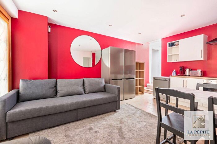 Maison 8 pièces à louer à Valenciennes