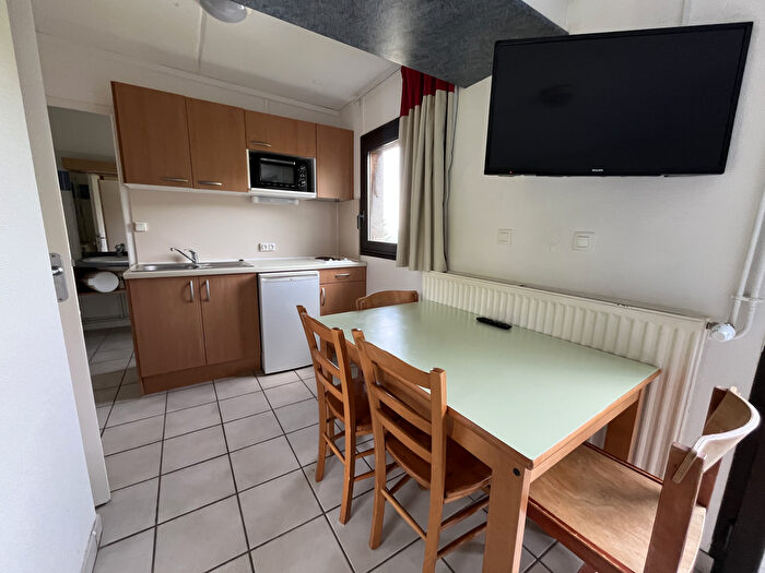 Appartement à vendre - Laveissière - 1 pièce - 1 chambre