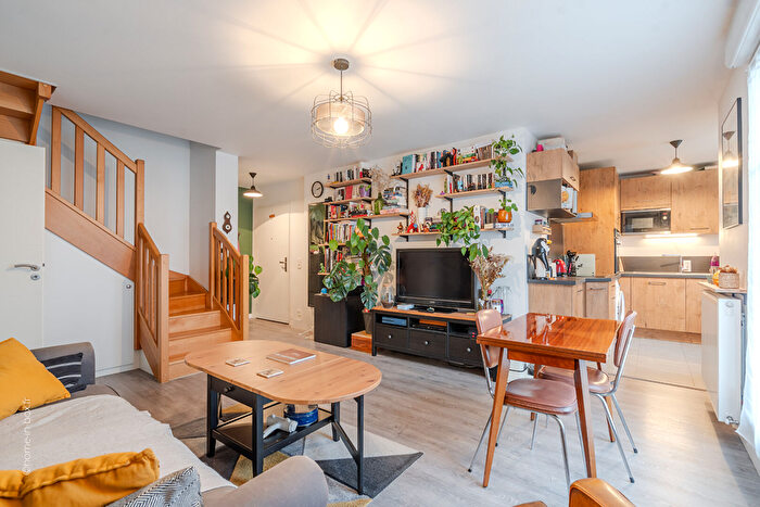 Appartement à vendre - Villiers-sur-Marne, Centre-ville - 4 pièces - 3 chambres