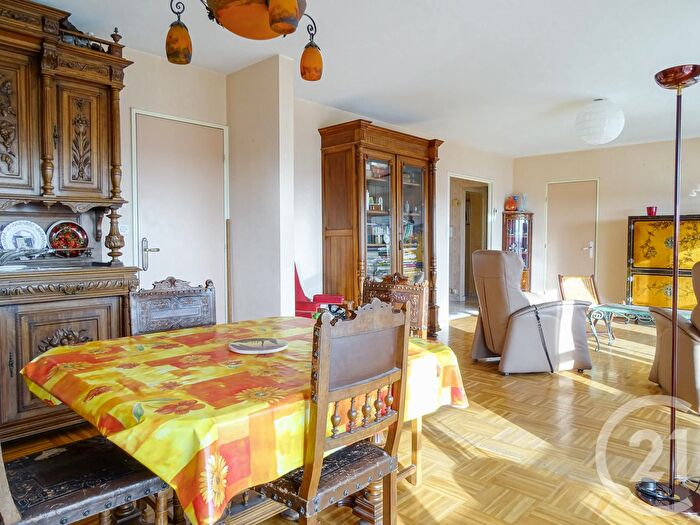 Appartement 4 pièces à vendre à Lyon 3ème, Voltaire, Part Dieu