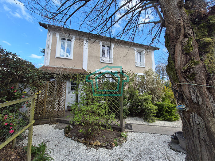 Maison à vendre - Thoiry - 5 pièces - 3 chambres