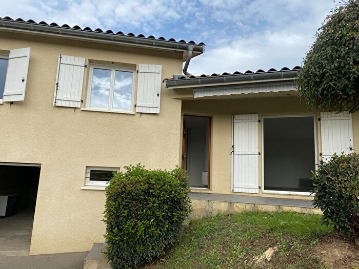 Maison à louer - Légny - 4 pièces - 3 chambres