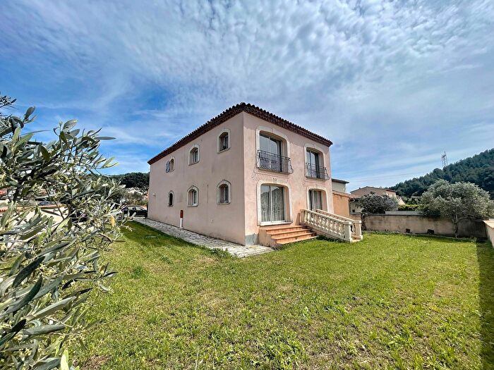 Maison à vendre - Le Rove - 5 pièces - 3 chambres