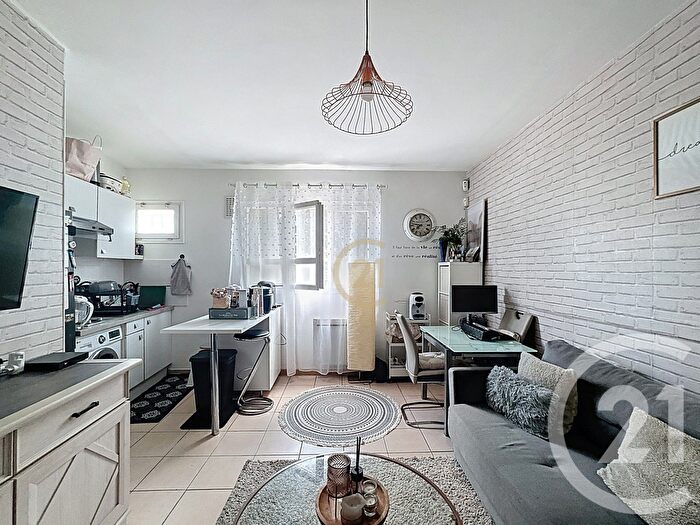 Appartement à vendre - Drancy, La Mare - 2 pièces - 1 chambre