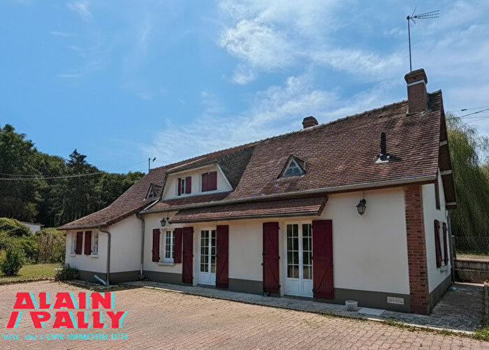 La Chapelle-du-Noyer : Maison 5 pièces à vendre
