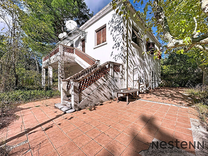 Maison à vendre - Trets - 7 pièces - 4 chambres