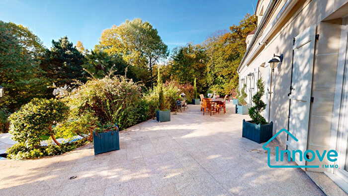 Maison à vendre - Maule - 7 pièces - 5 chambres