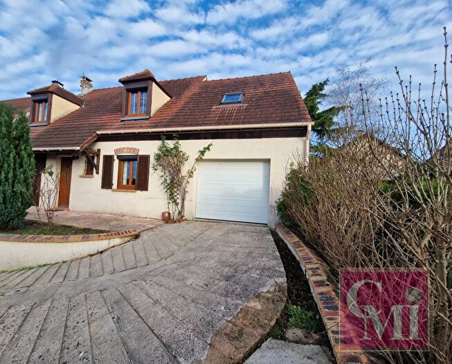 Maison à vendre - Bruyères-le-Châtel - 5 pièces - 4 chambres