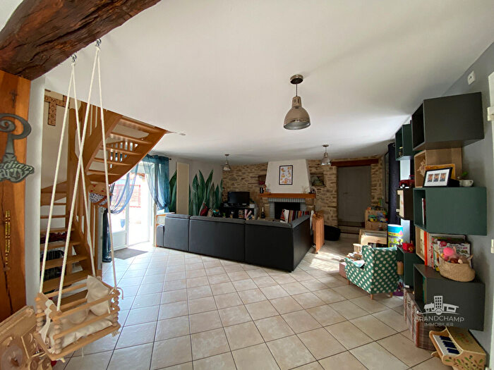 Maison à vendre - Treillières - 4 pièces - 3 chambres