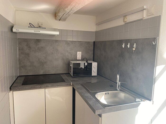 Appartement à louer - Centre Ville-Louis Blanc, Alès - 2 pièces - 1 chambre