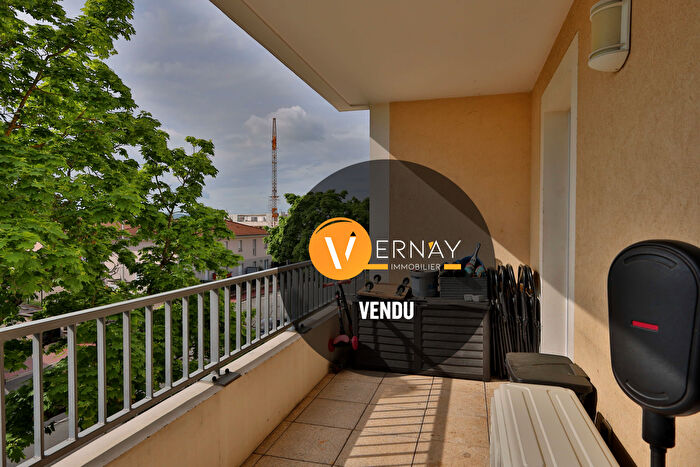 Appartement à vendre - Corbas - 4 pièces - 3 chambres