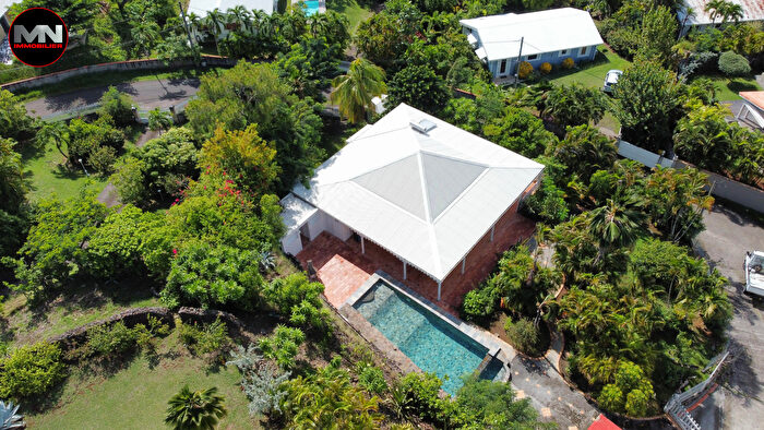 Maison à vendre - Le François - 8 pièces - 6 chambres