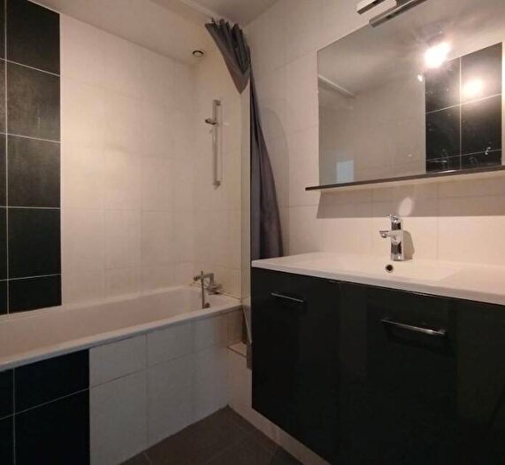 Appartement à louer - Pringy - 1 pièce