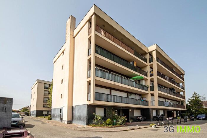 Appartement 4 pièces à vendre - Bondy, Noue Caillet, Terre-Saint-Blaise